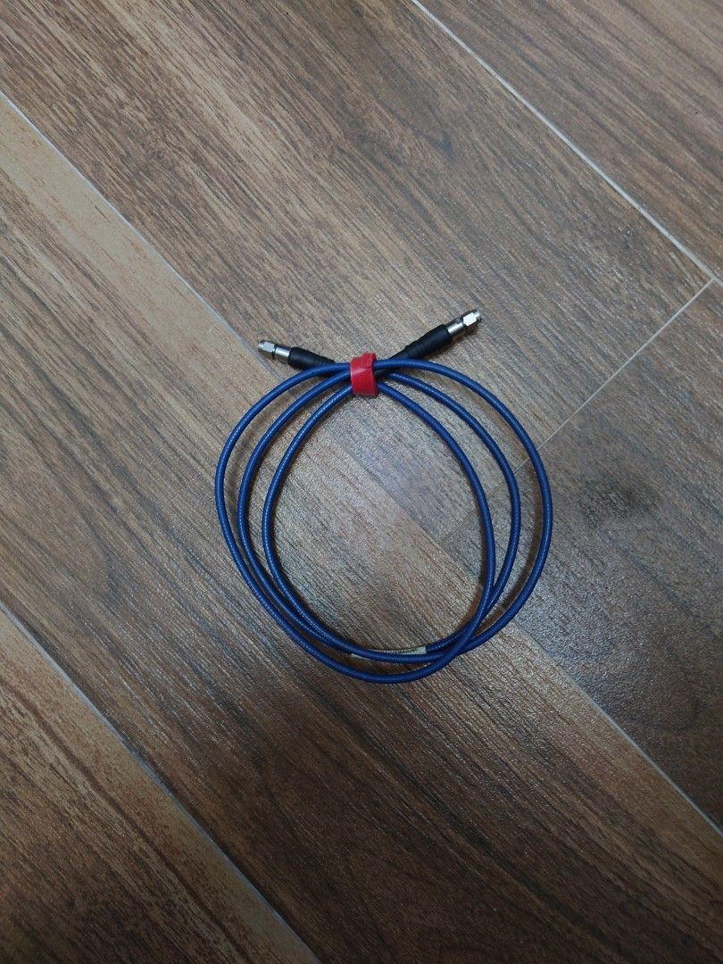 BNC CLOCK CABLE 鈹銅鍍金 huber suhner 84013048, 音響器材, 其他音響配件及設備 - Carousell