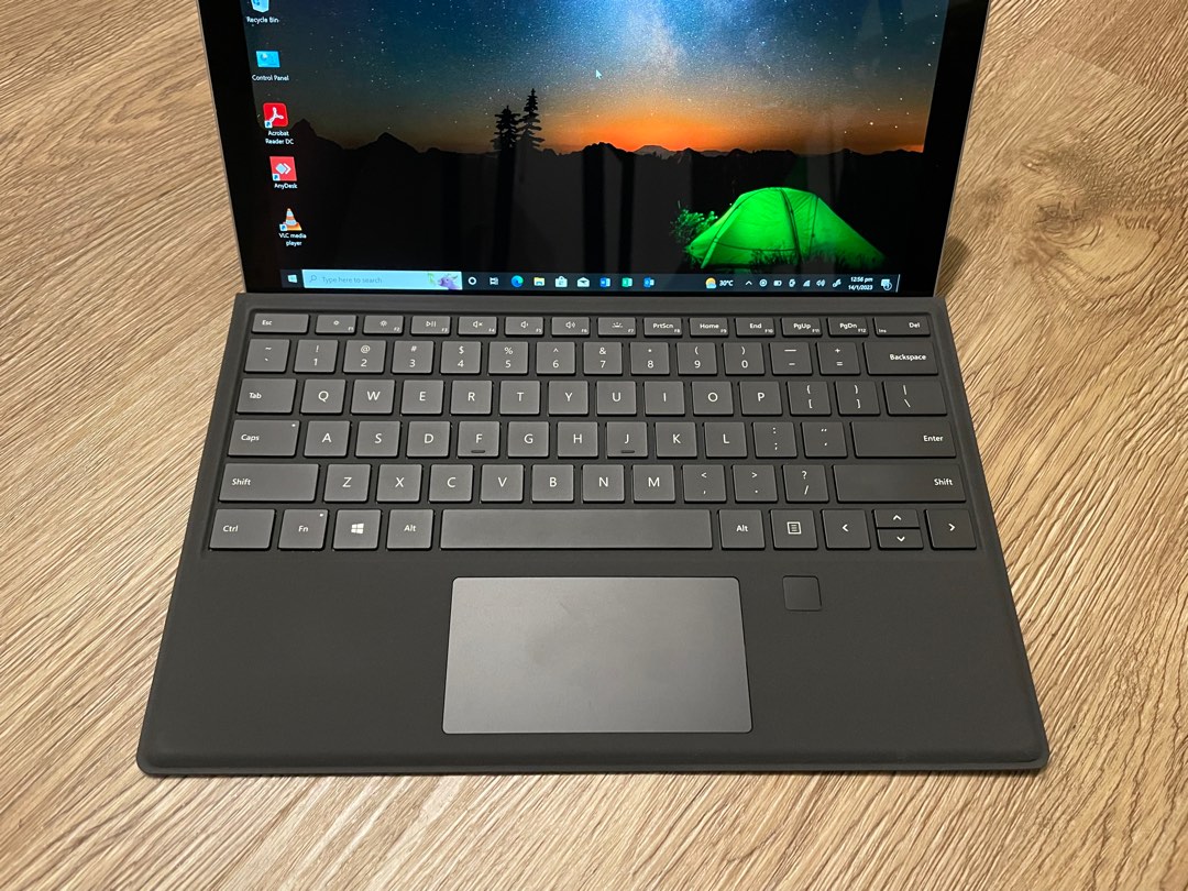 (Brand New Keypad) Microsoft Surface Pro 5 (i5-7th Gen) - 256GB, 8GB ...