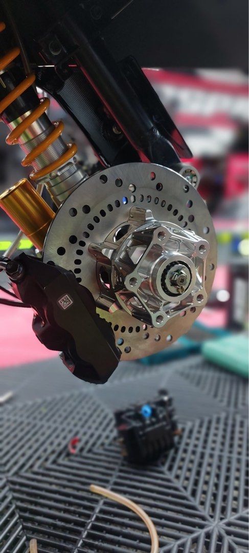 Brembo and ohlins vespa, Motorbikes, Motorbike Parts & Accessories ...