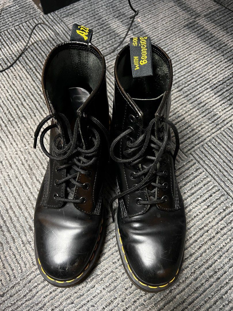 Dr Martens Original 1460, Men's Fashion, Footwear, Boots on Carousell