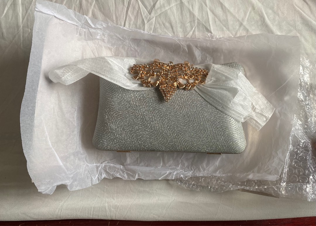 Formal Silver Clutch Bag, Women's Fashion, Bags & Wallets, Clutches on ...