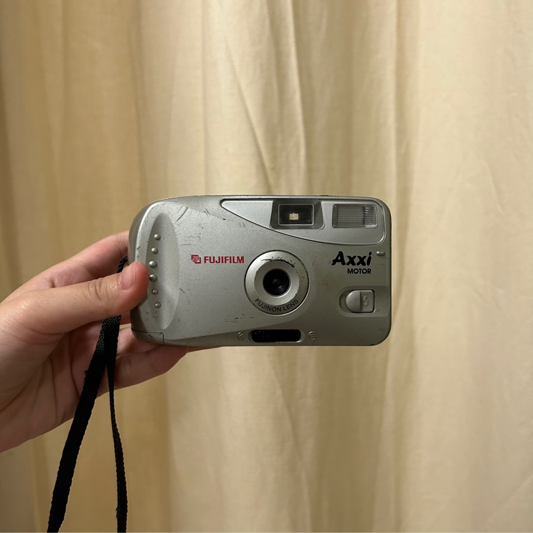 FUJIFILM FILM CAMERA AXXI MOTORS *TESTED, Photography, Cameras on Carousell
