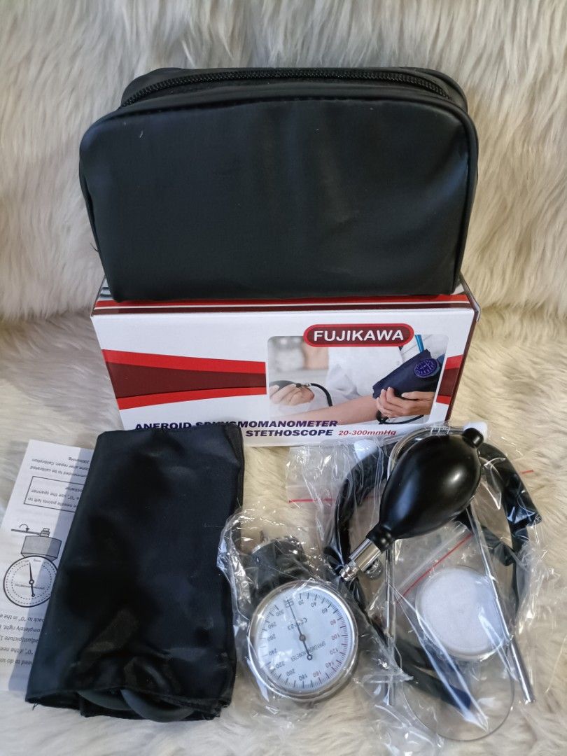 Fujikawa Aneroid Sphygmomanometer With Stethoscope, Health & Nutrition, Health Monitors ...