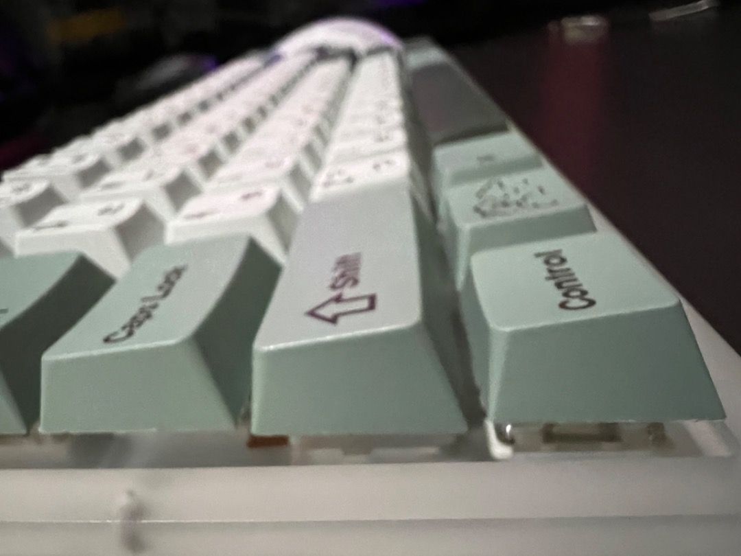Gateron yellow Custom Creamy Marbly thocky keyboard, Computers & Tech ...