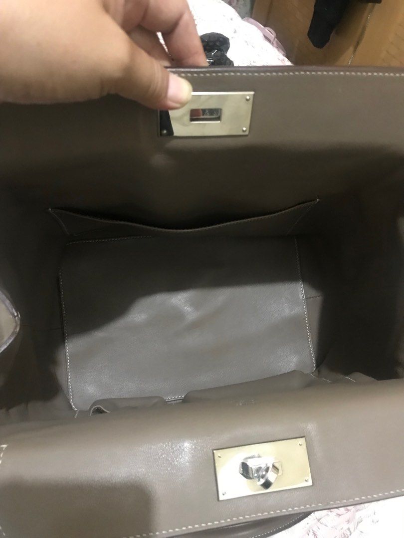Hermes toolbox swift 26 etoupe, Fesyen Wanita, Tas & Dompet di Carousell