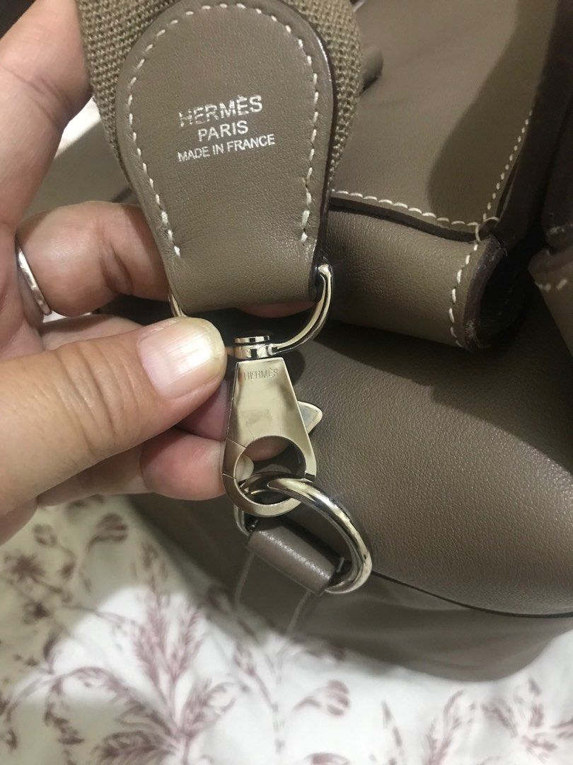 Hermes toolbox swift 26 etoupe, Fesyen Wanita, Tas & Dompet di Carousell