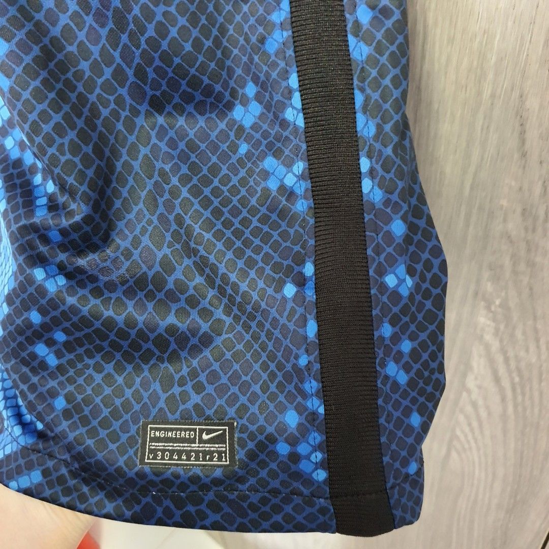Inter Milan Snake Jersey, Men's Fashion, Activewear on Carousell