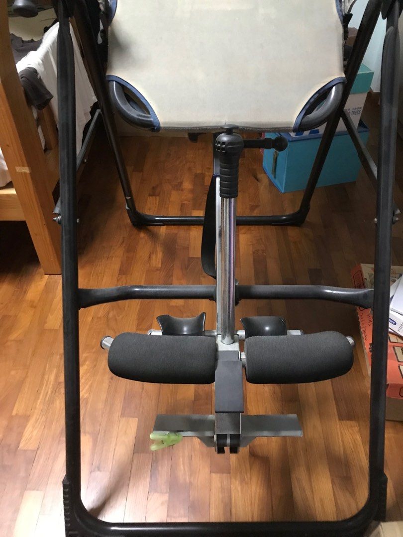 Inversion table - Teeter hang up, Sports Equipment, Exercise & Fitness ...