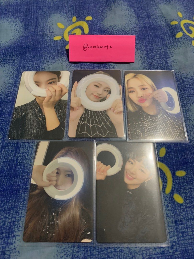 itzy lightring pob, Hobbies & Toys, Memorabilia & Collectibles, K-Wave ...