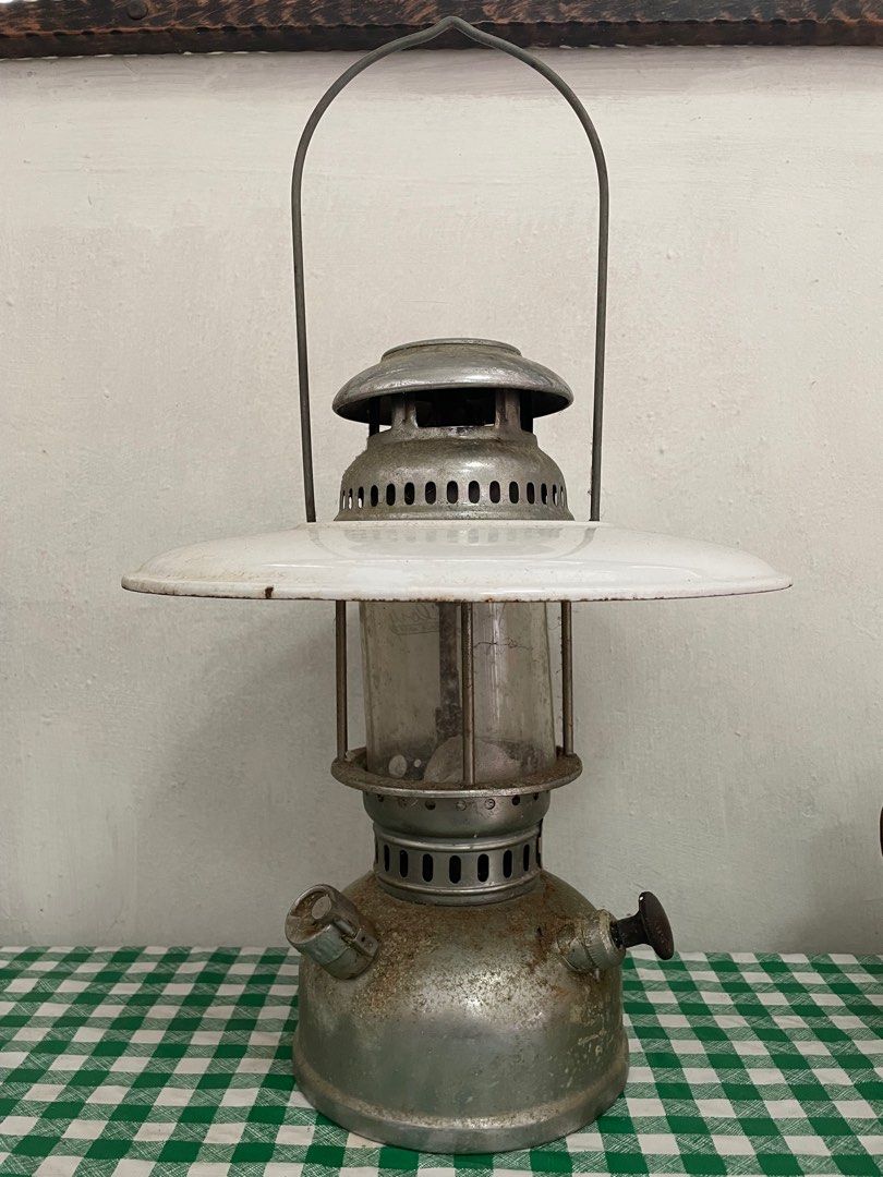 Old Kerosene pump lamp, glass oil lamp set (see pricing below), Hobbies ...