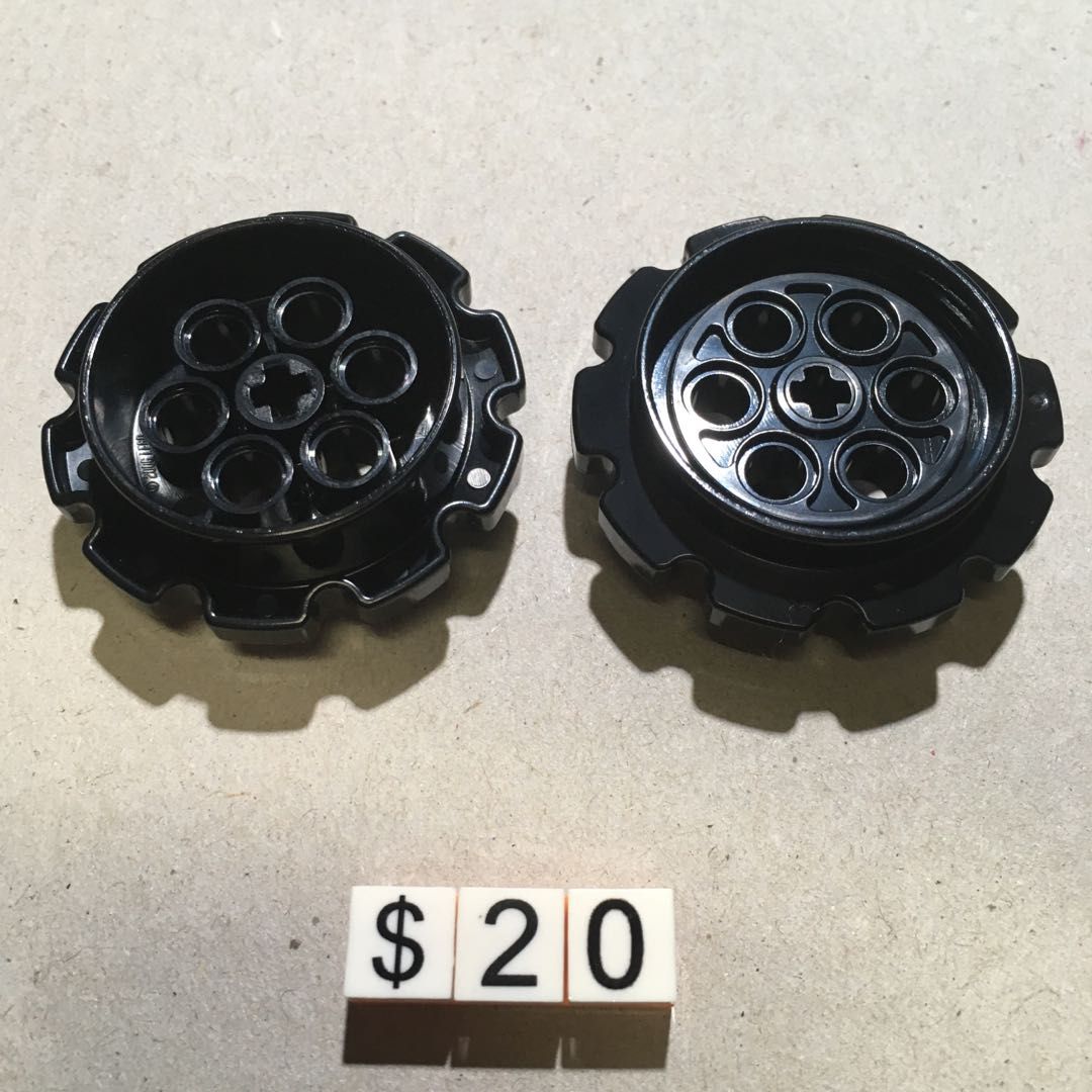 Lego Technic Tread Sprocket Wheel 57519 57520, 興趣及遊戲, 玩具 & 遊戲類 - Carousell