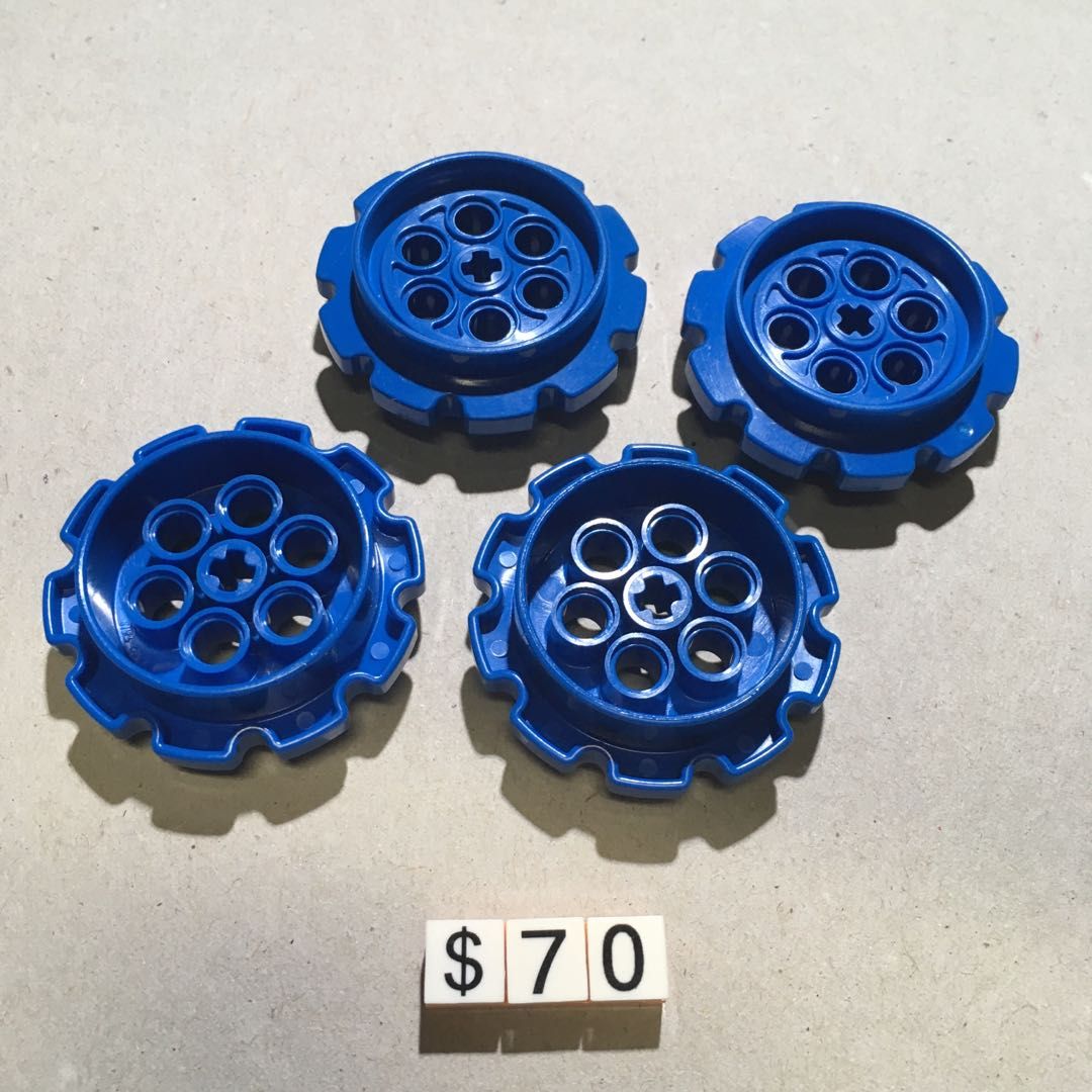 Lego Technic Tread Sprocket Wheel 57519 57520, 興趣及遊戲, 玩具 & 遊戲類 - Carousell