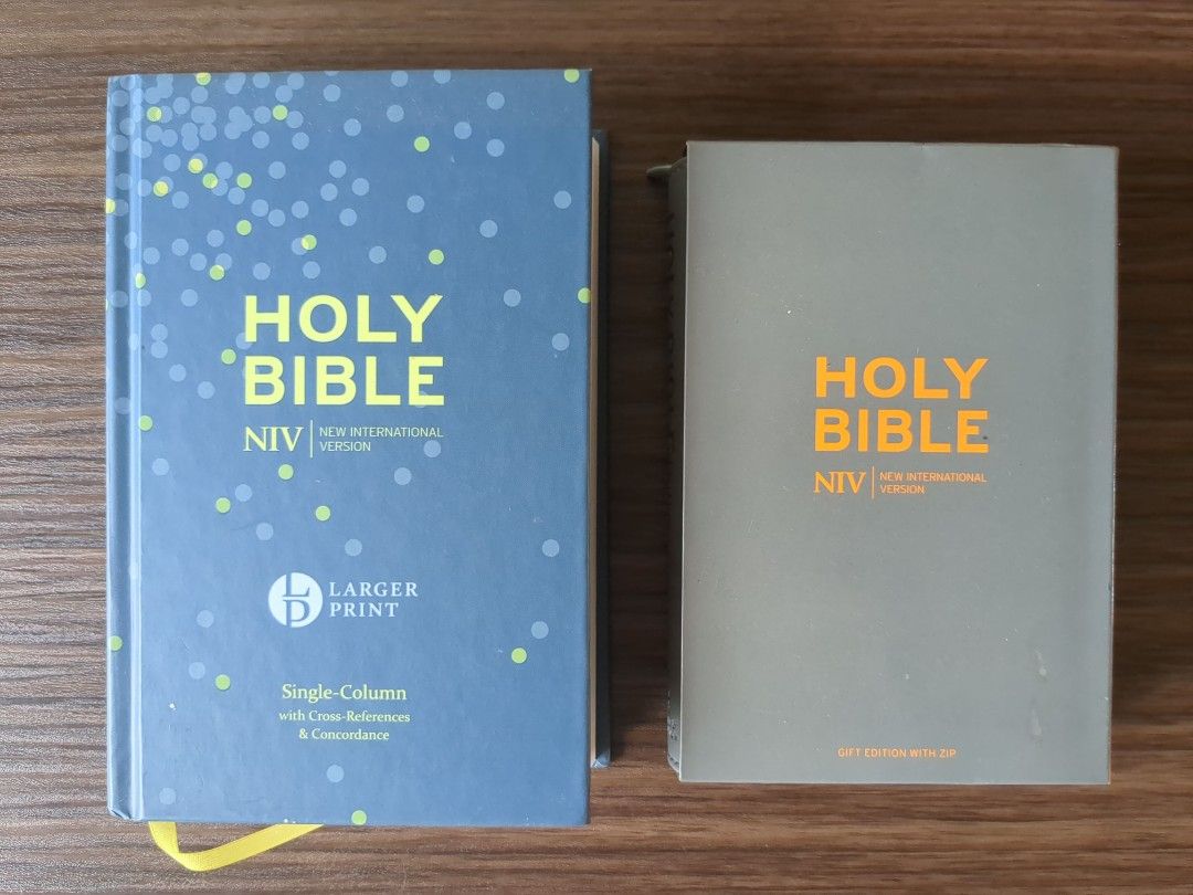 Like New Bibles, Hobbies & Toys, Books & Magazines, Religion Books on ...