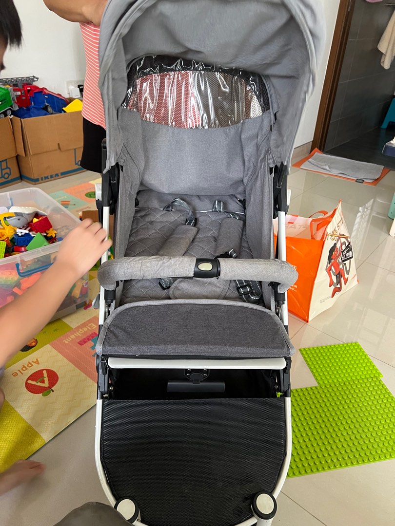 Looping stroller, Babies & Kids, Going Out, Strollers on Carousell