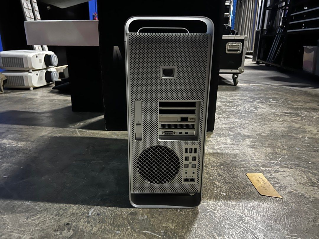Mac Pro First Gen, Computers & Tech, Desktops on Carousell