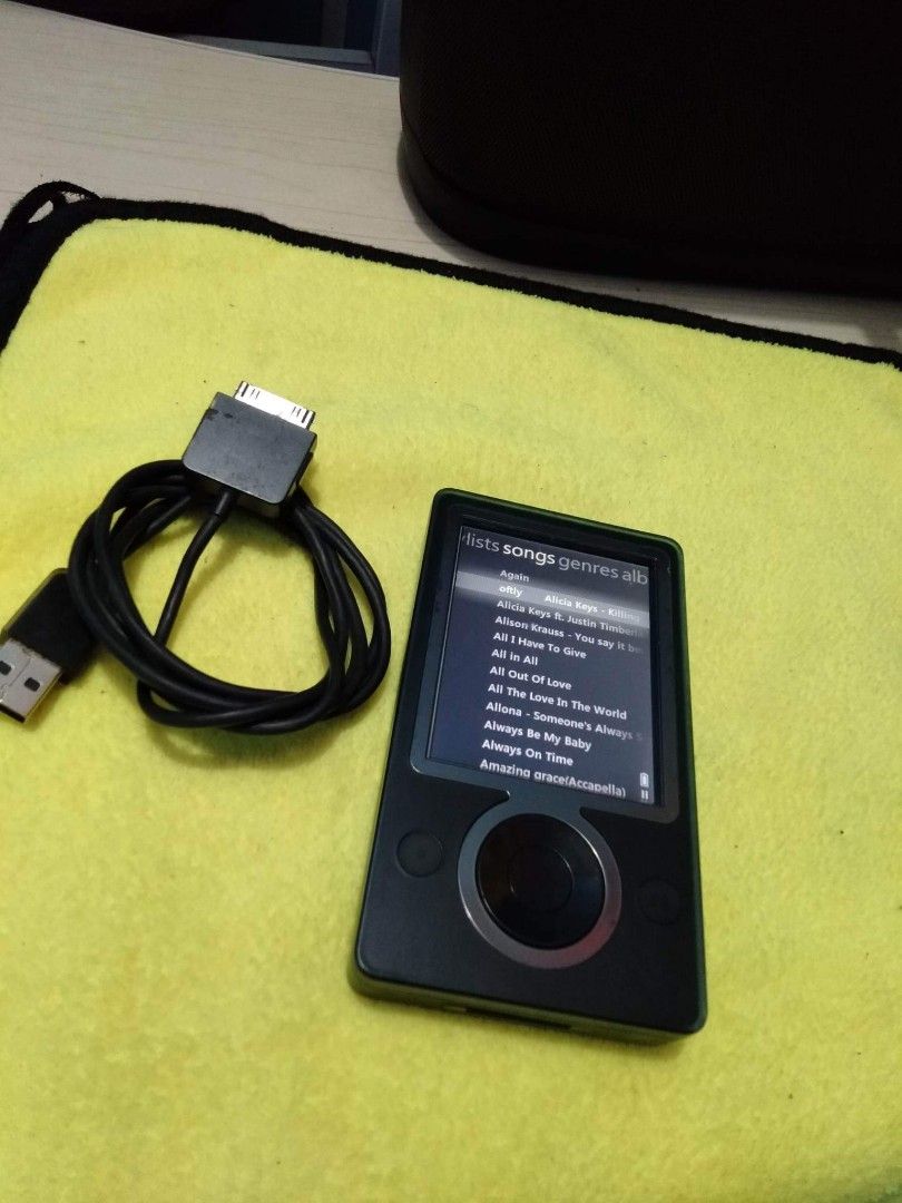 Microsoft Zune (Music player), Audio, Other Audio Equipment on Carousell