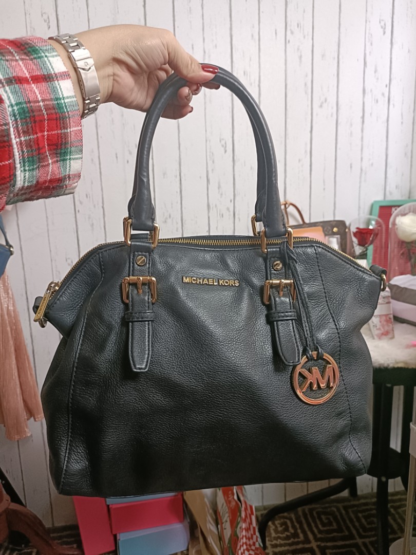 MK black two way bag, Women's Fashion, Bags & Wallets, Cross-body Bags ...