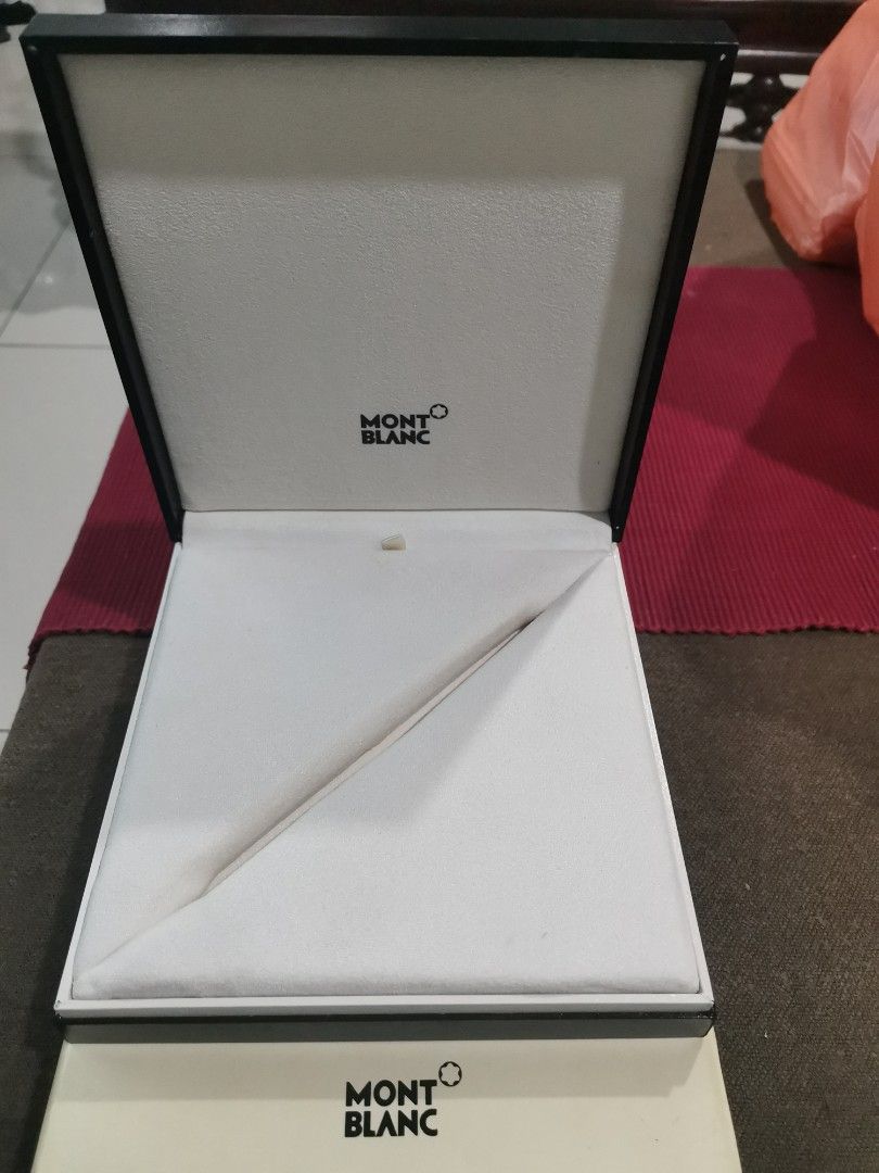 1538) Mont Blanc Pen Box, Hobbies & Toys, Stationery & Craft ...