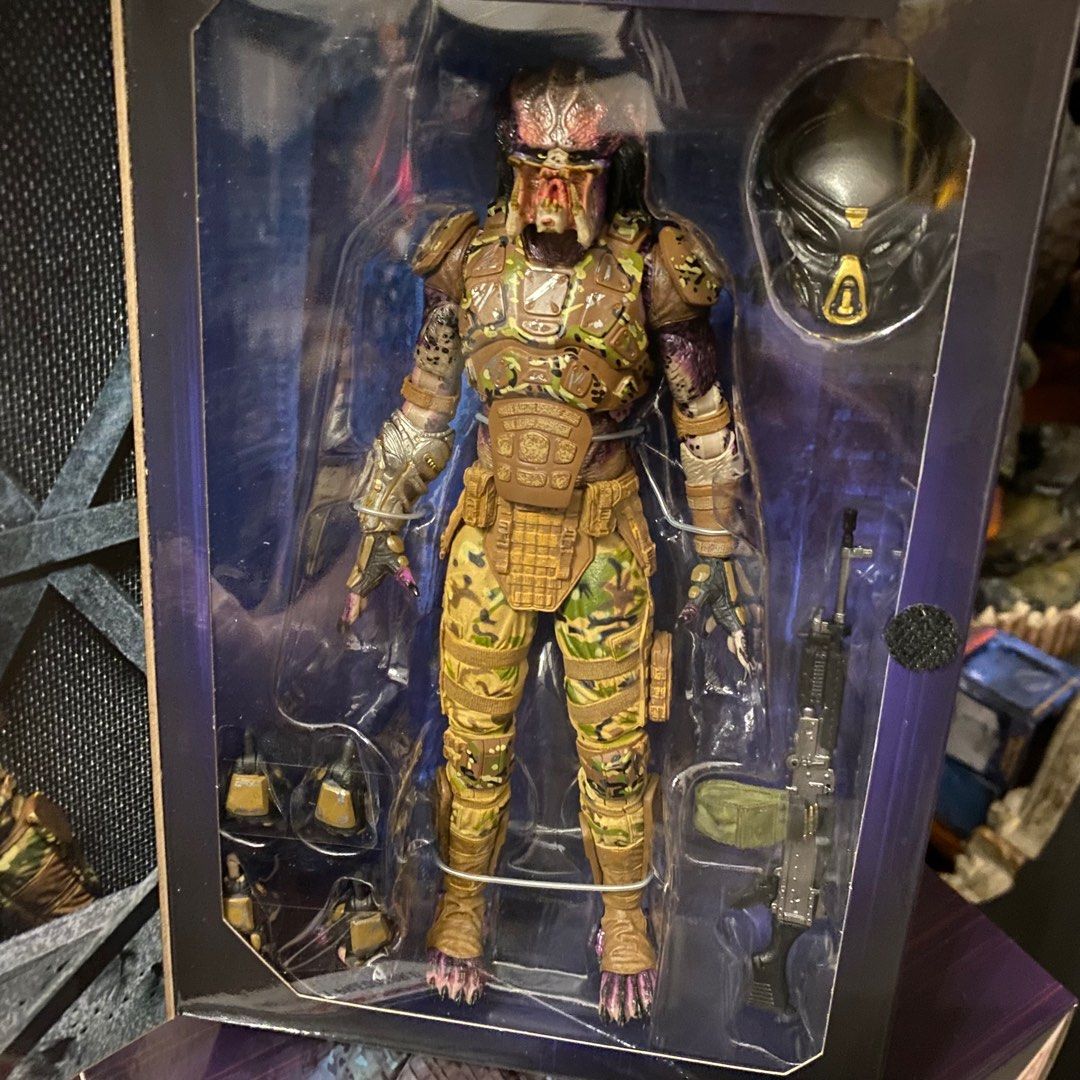 NECA Predator Ultimate Emissary 1 figure boxset, Hobbies & Toys, Toys ...