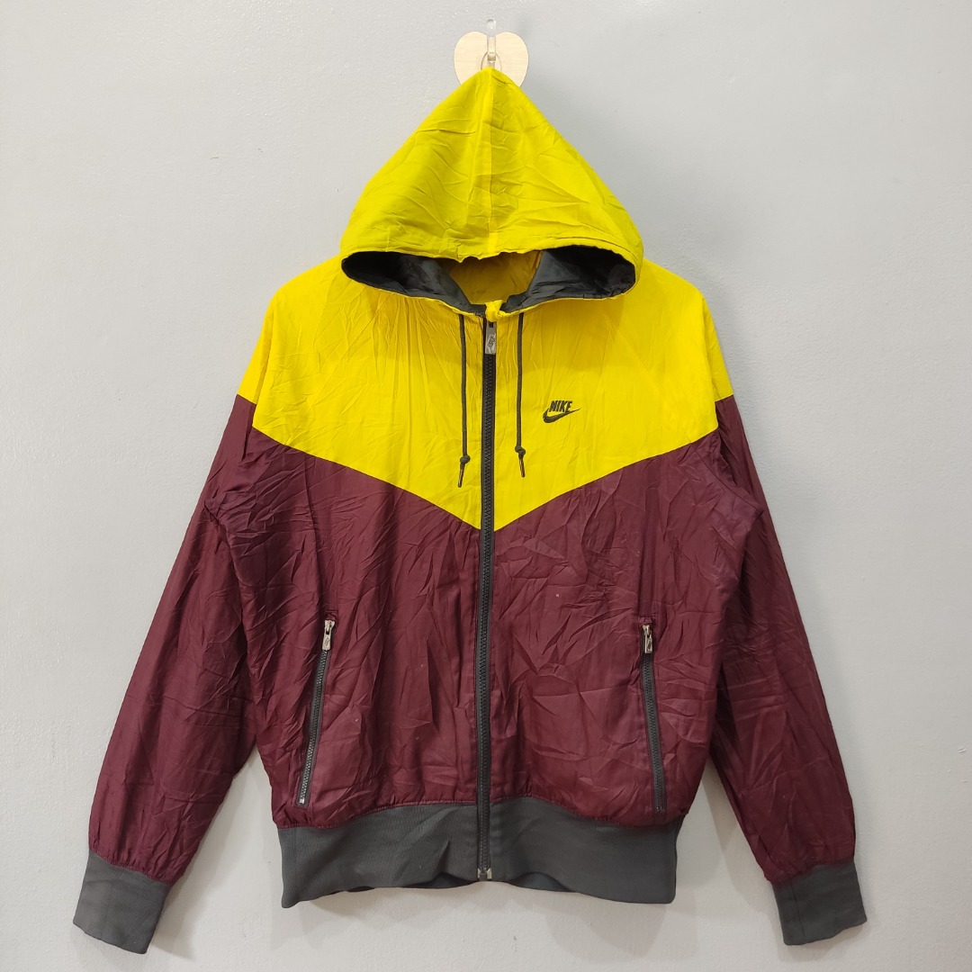 Nike Two Tone Windbreaker Windrunner Jacket, Men's Fashion, Coats ...