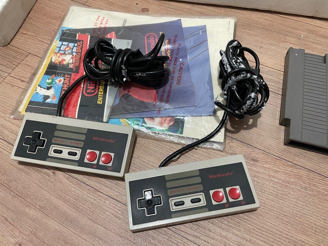 NINTENDO ENTERTAINMENT SYSTEM ACTION SET BOXED, Video Gaming, Video ...