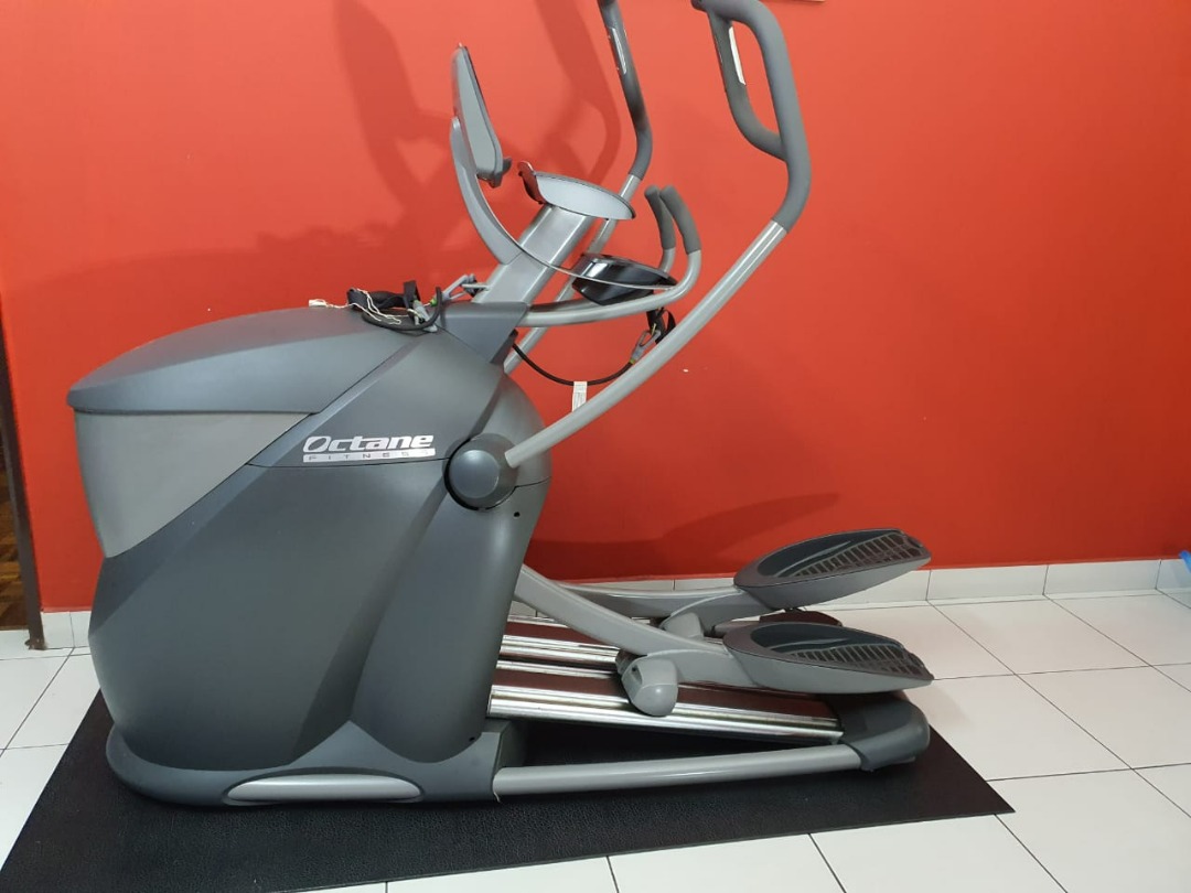 Octane Q47 Elliptical for Sale, Sports Equipment, Exercise & Fitness ...