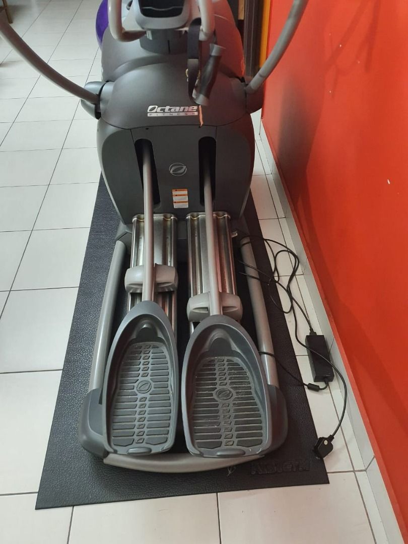 Octane Q47 Elliptical for Sale, Sports Equipment, Exercise & Fitness ...