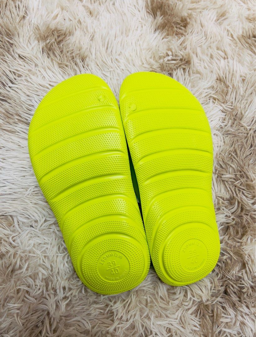 Original POSEE Slipper, Women's Fashion, Footwear, Slippers and slides ...