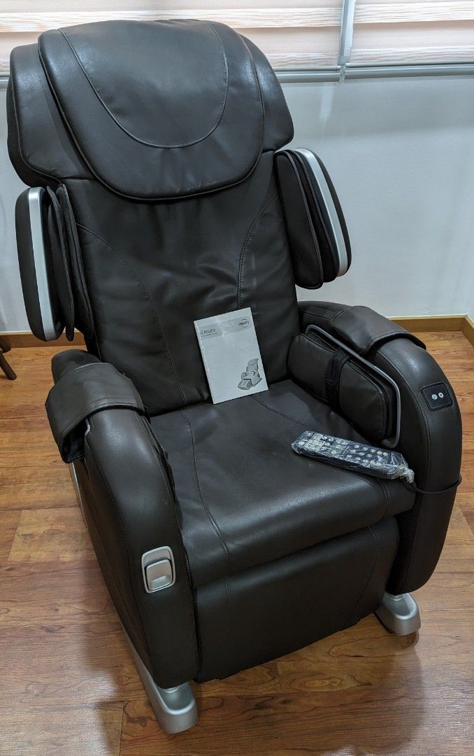 Osim Massage Chair, Health & Nutrition, Massage Devices on Carousell