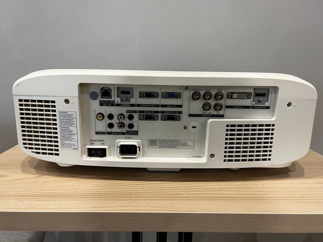 Panasonic PT-EW730, TV & Home Appliances, TV & Entertainment ...