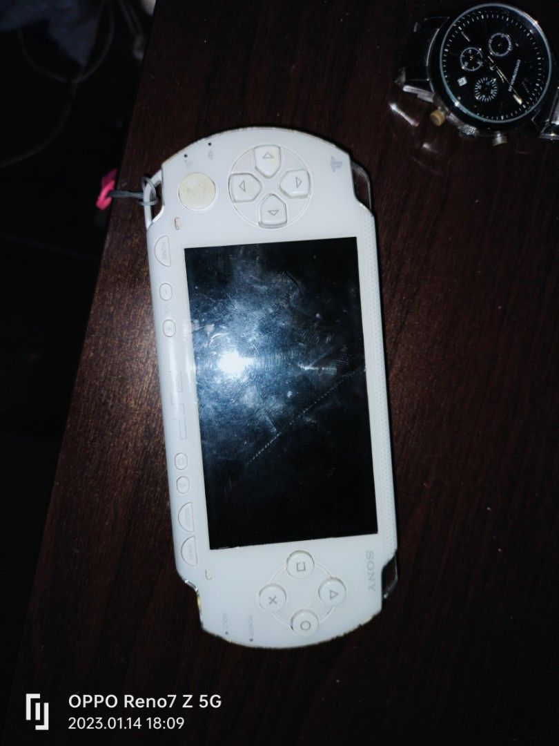 Psp white 1000, Video Gaming, Video Game Consoles, PlayStation on Carousell