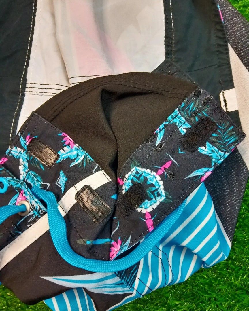 Quicksilver Board Short, Men's Fashion, Bottoms, Swim Trunks & Board ...