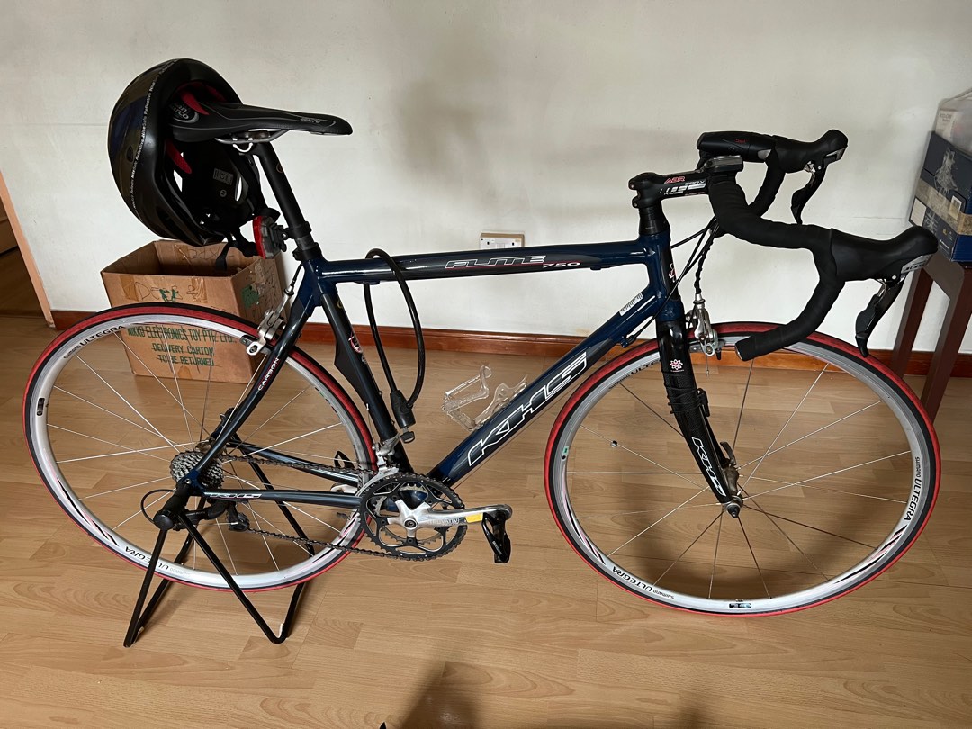 Racer bicycle, Sports Equipment, Bicycles & Parts, Bicycles on Carousell