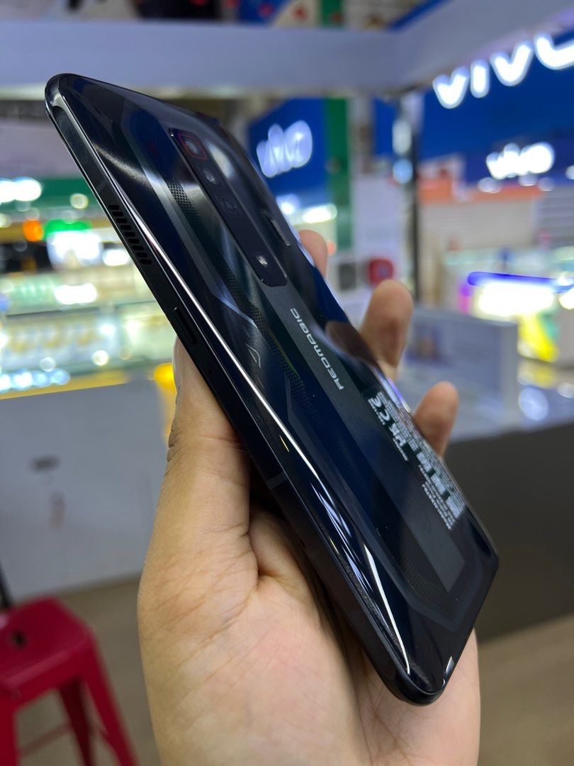 RED MAGIC 7 (12GB/128GB) RM2299 SNAPDRAGON 8GEN1, Mobile Phones & Gadgets, Mobile Phones ...