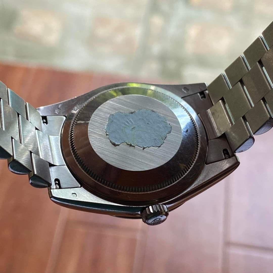 Rolex Oyster Perpetual "Presidential" Day-Date Roman Indices 18K Solid ...