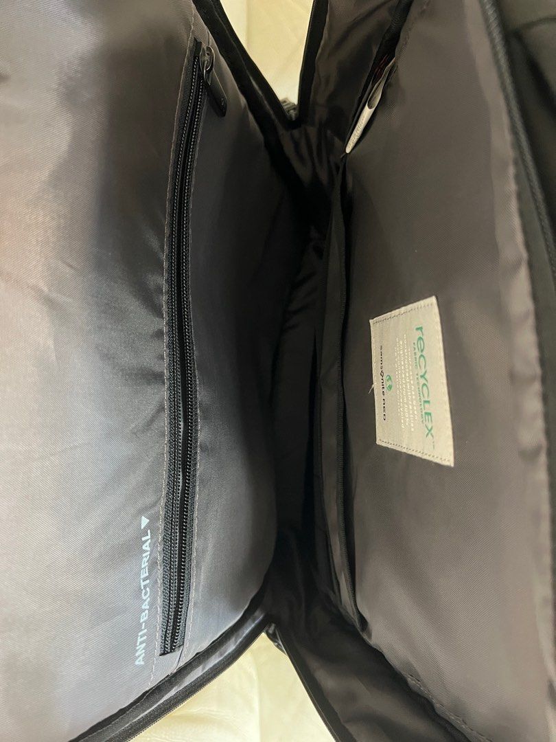 【上班族恩物】Samsonite Red Plantpack 3 Backpack, 男裝, 袋, 背包 - Carousell