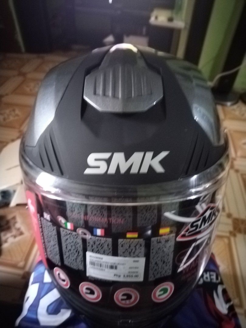 SMK HELMET, Motorbikes, Motorbike Parts & Accessories, Helmets and ...