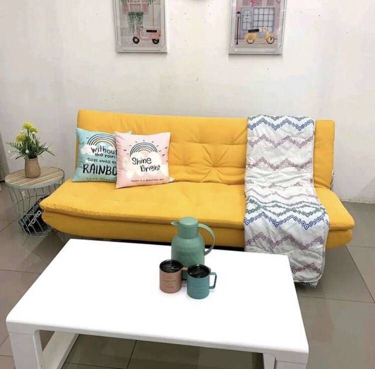 Sofa bed Selma Garland Kuning, Perabotan Rumah di Carousell