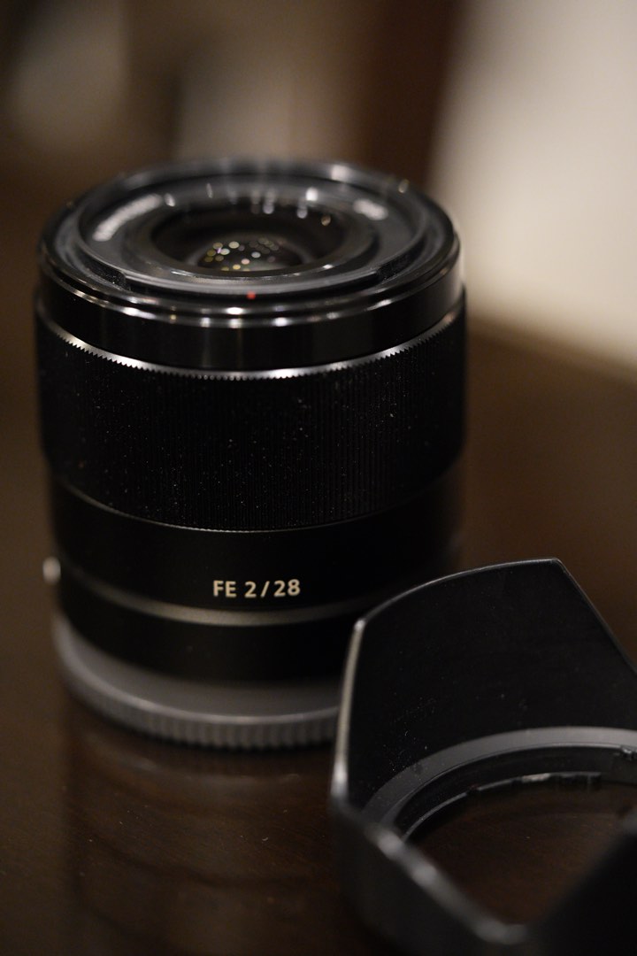 Sony FE 28mm F2, Photography, Lens & Kits on Carousell