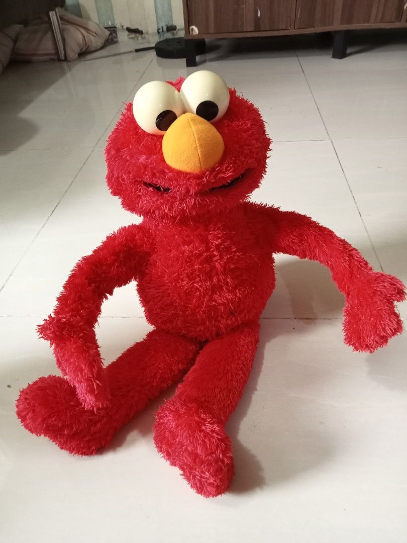 talking elmo orginal sesame st elmo, Hobbies & Toys, Toys & Games on ...
