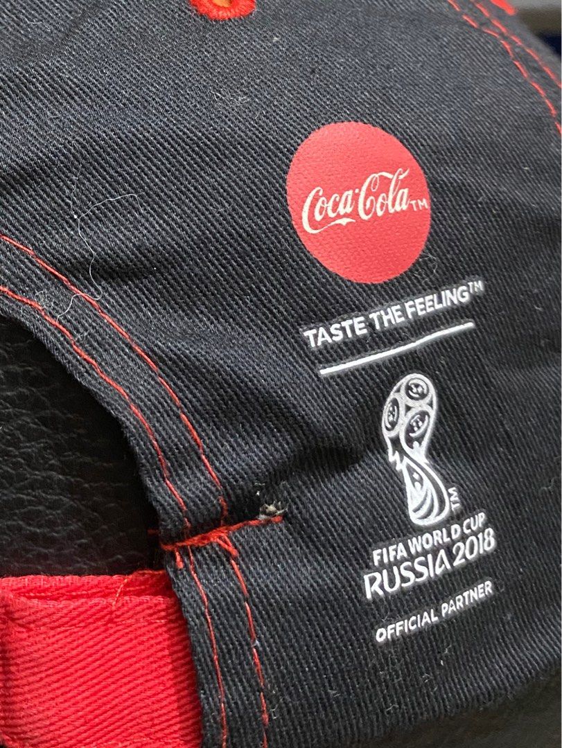 Topi COCA COLA RUSIA, Fesyen Pria, Aksesoris, Topi di Carousell