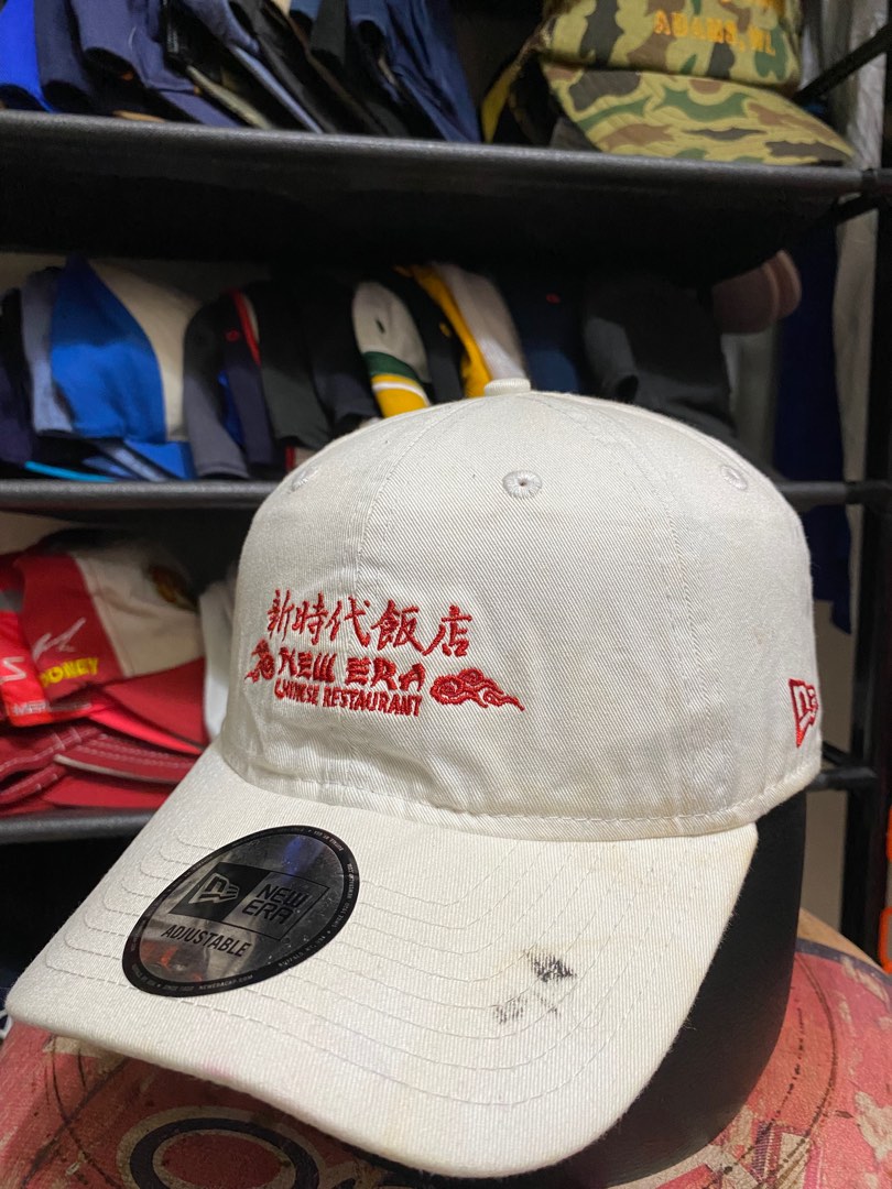 Topi new era chinese ori, Fesyen Pria, Aksesoris, Topi di Carousell