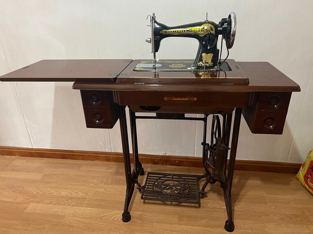 Traditional pedal sewing machine (Butterfly), Hobbies & Toys ...
