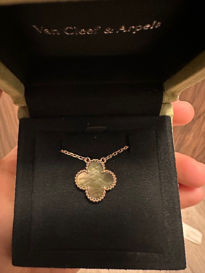 Van Cleef & Arpels VCA Alhambra MOP Necklace, Luxury, Accessories on ...