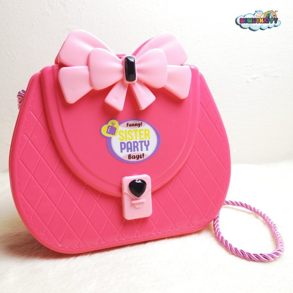 Vanyeh Playmate Funny Family Sister Party Bag 3+, Hobbies & Toys, Toys ...