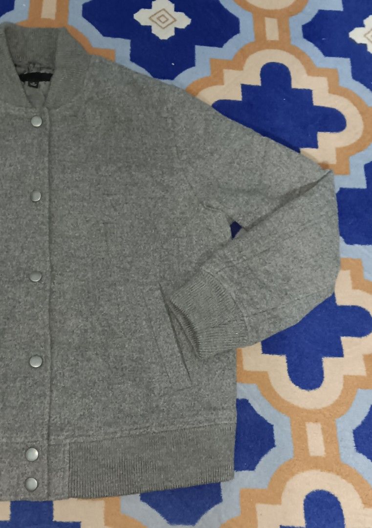 VARSITY UNIQLO, Men's Fashion, Tops & Sets, Sets & Coordinates on Carousell