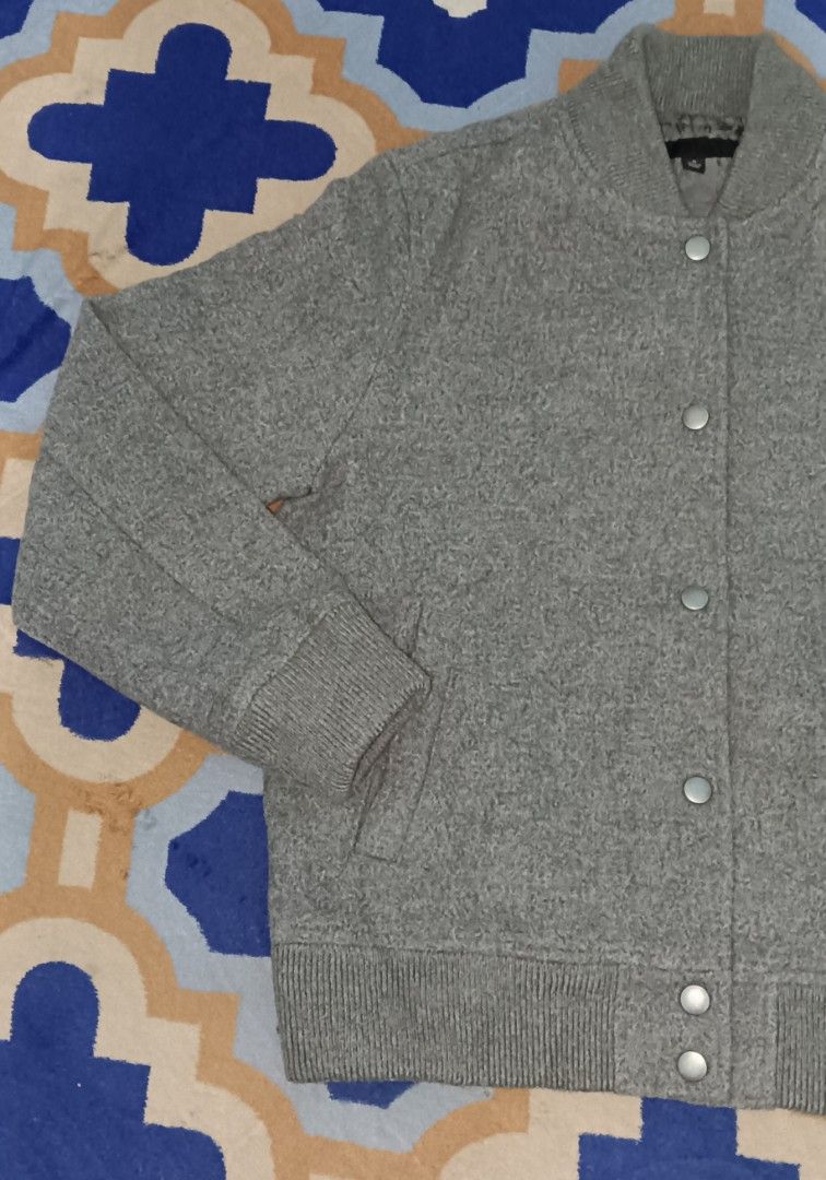 VARSITY UNIQLO, Men's Fashion, Tops & Sets, Sets & Coordinates on Carousell