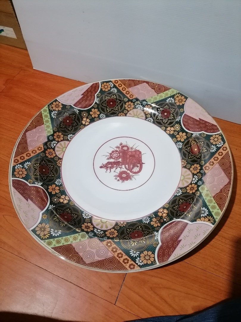 Vintage Deco Plates, Furniture & Home Living, Home Decor, Vases ...