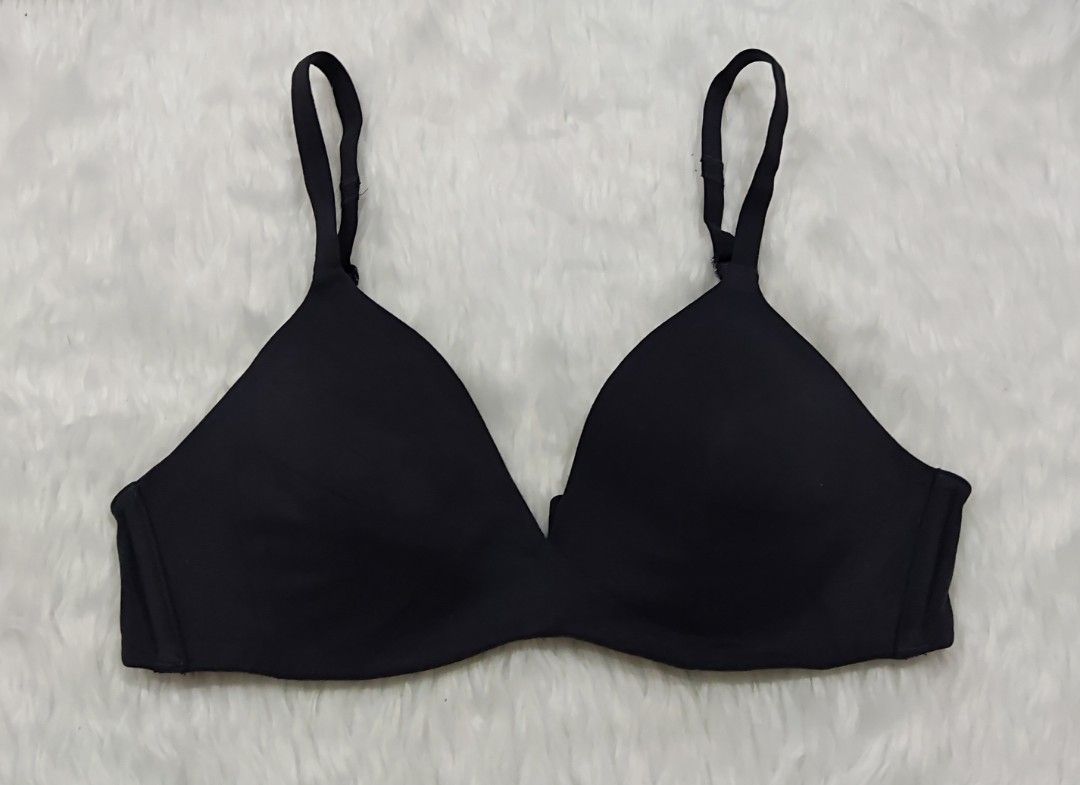 Wacoal non wire bra 32c, Women's Fashion, Activewear on Carousell