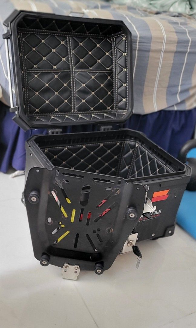 45L Metal Top Box with Baseplate and Inner Padding, Motorcycles ...